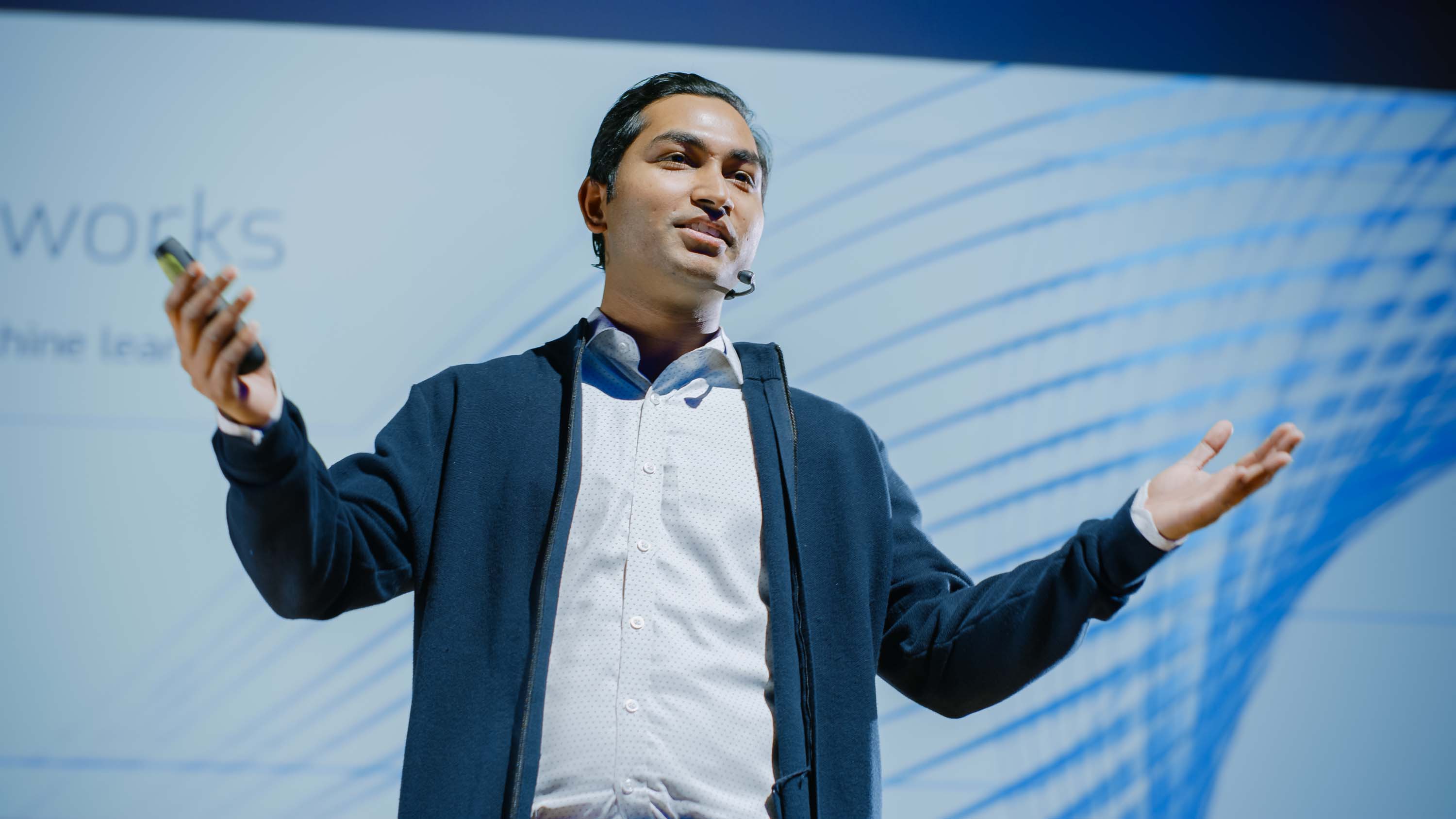 How to Do a TED-Style Talk: Your Complete Preparation Guide