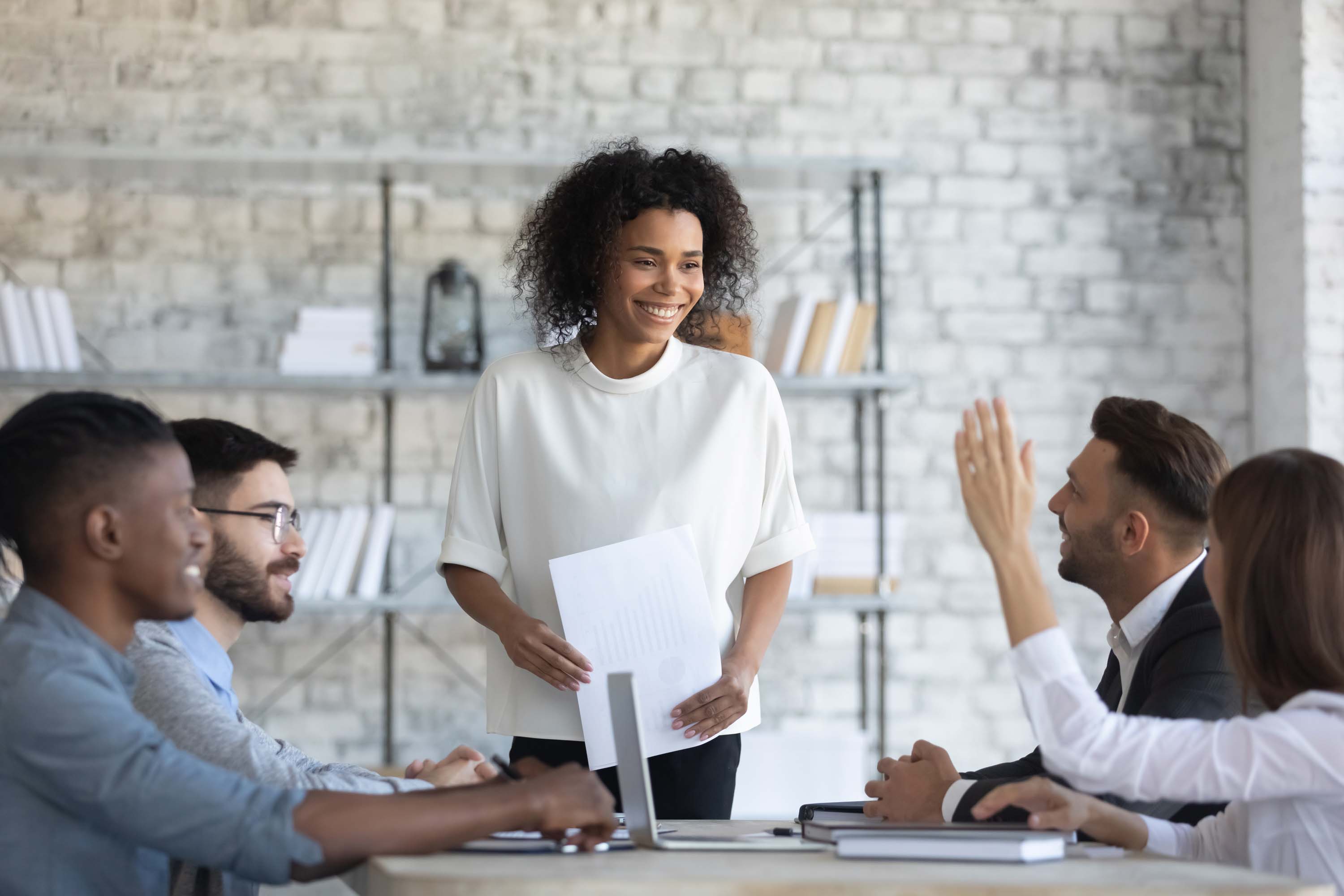 How to End a Speech | 10 Powerful Closing Techniques That Leave a ...